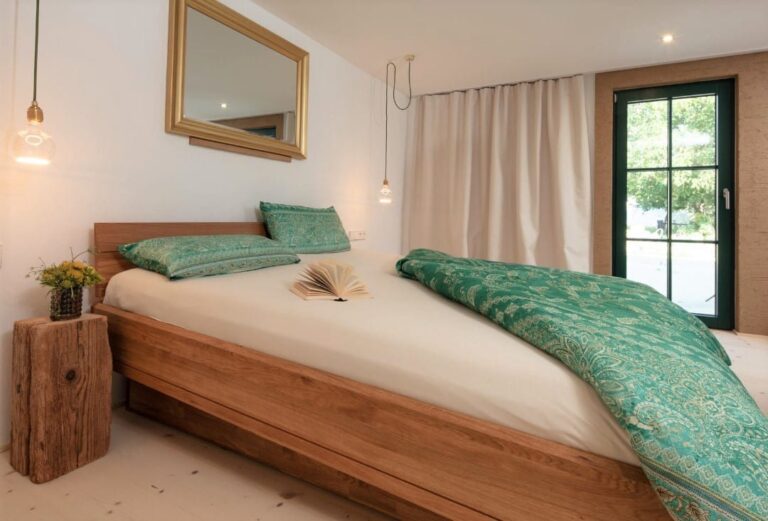 Inclined Sleeping- SAMINA Sleep